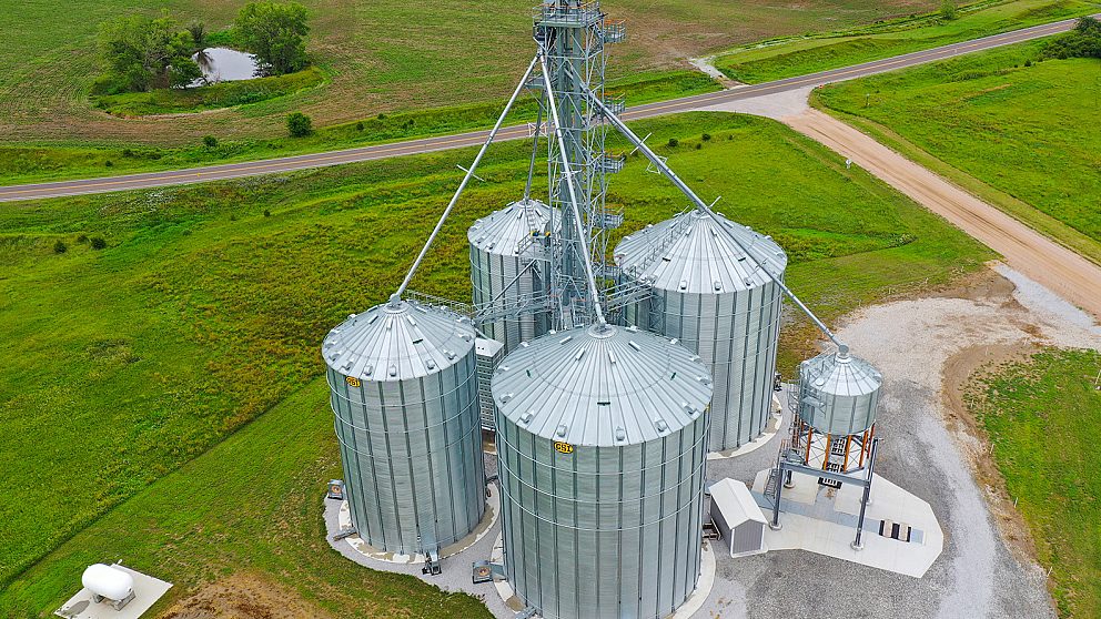 Grain Bins and Storage SD, NE, IA | Summit Contracting
